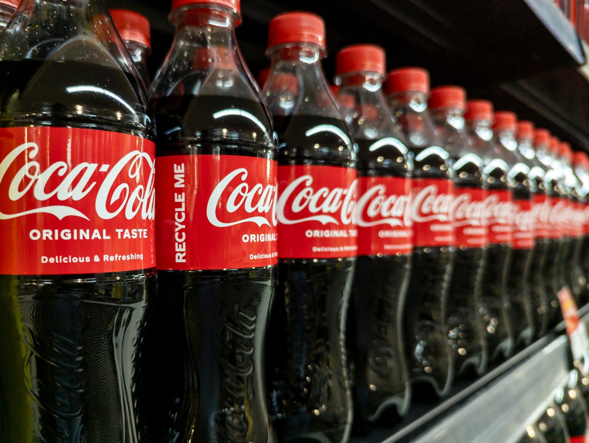 Aus für Coca-Cola: Diese Kette verbannt bekannte Marken aus den Regalen ...